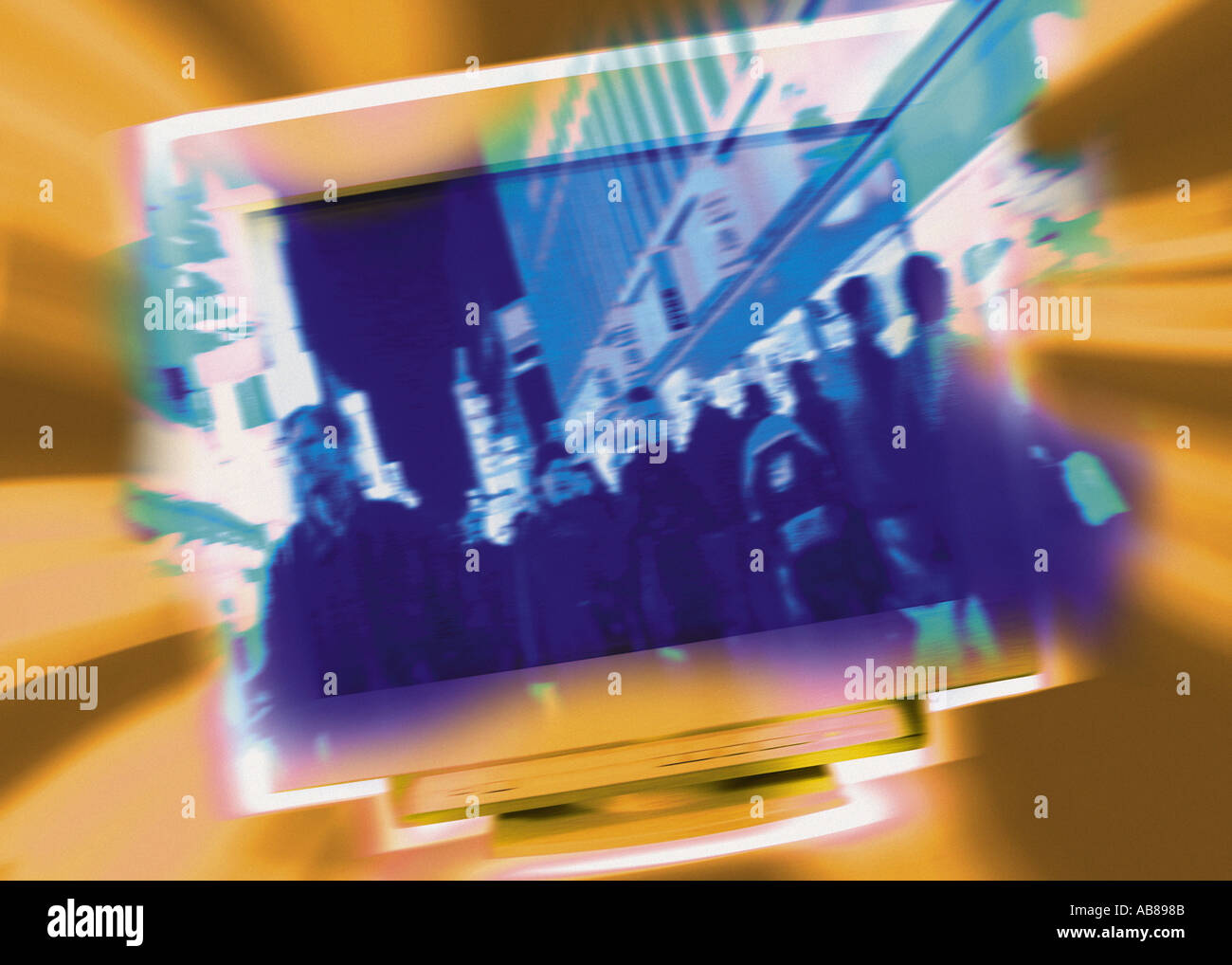 Computer crowd hi-res stock photography and images - Alamy