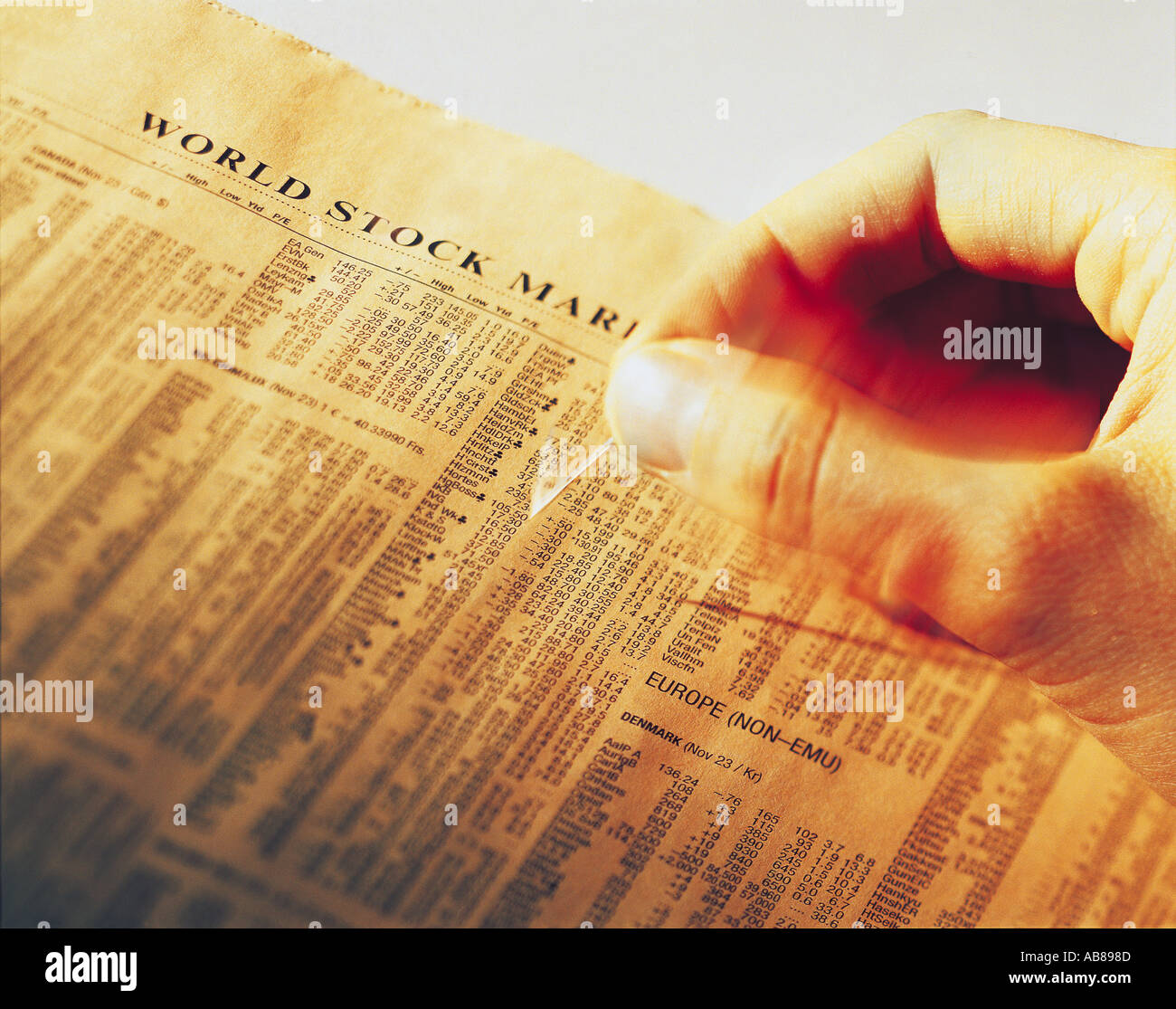 Stock market news Stock Photo - Alamy