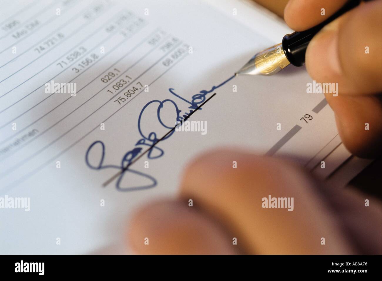 Signature bank hi-res stock photography and images - Alamy