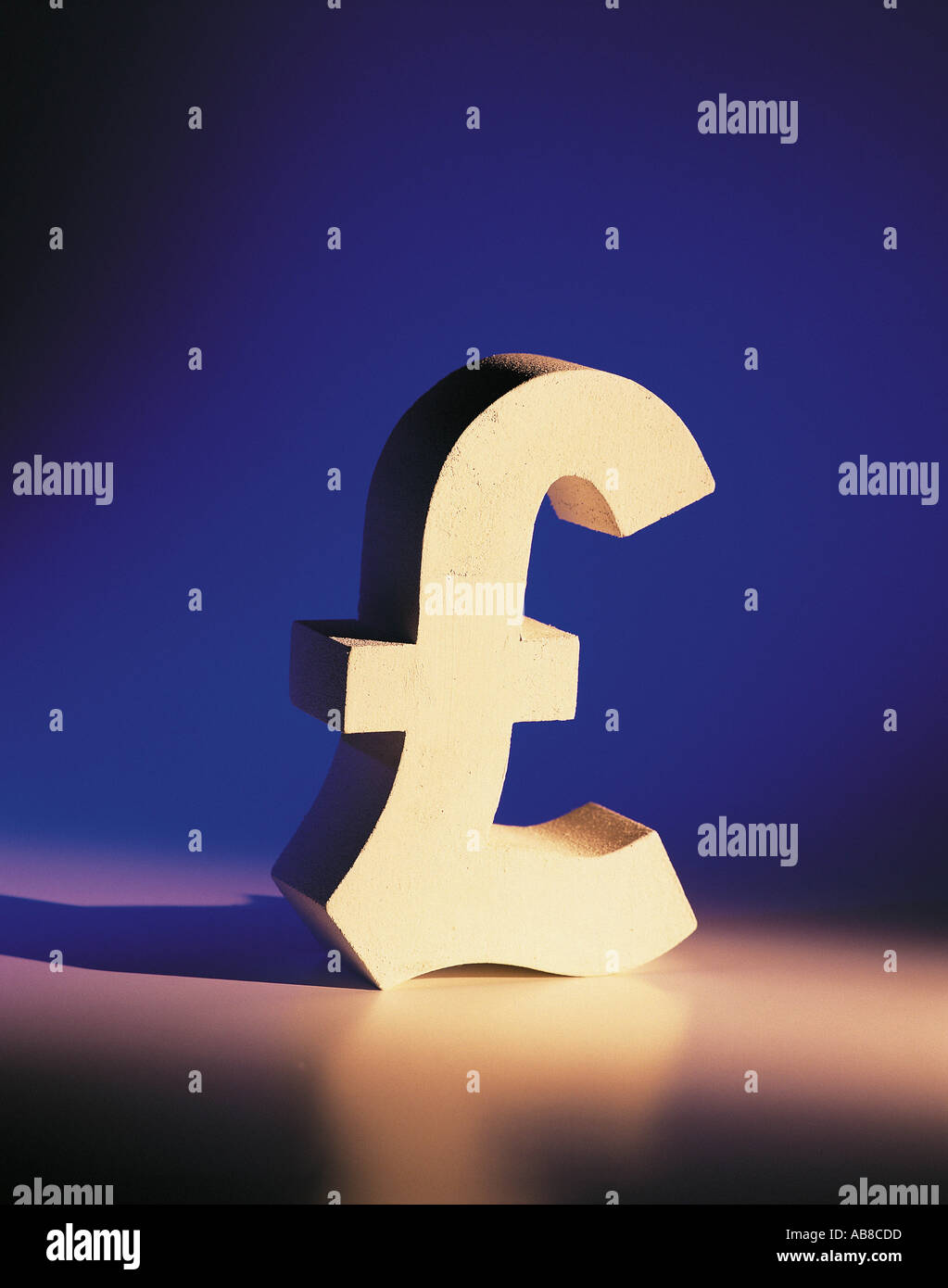 The pound sign hi-res stock photography and images - Alamy