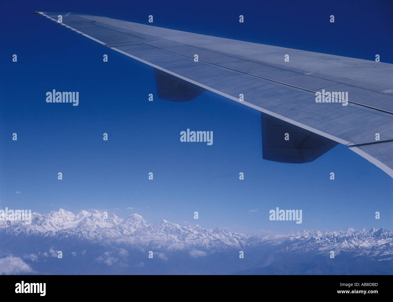Wing of an aeroplane Stock Photo - Alamy