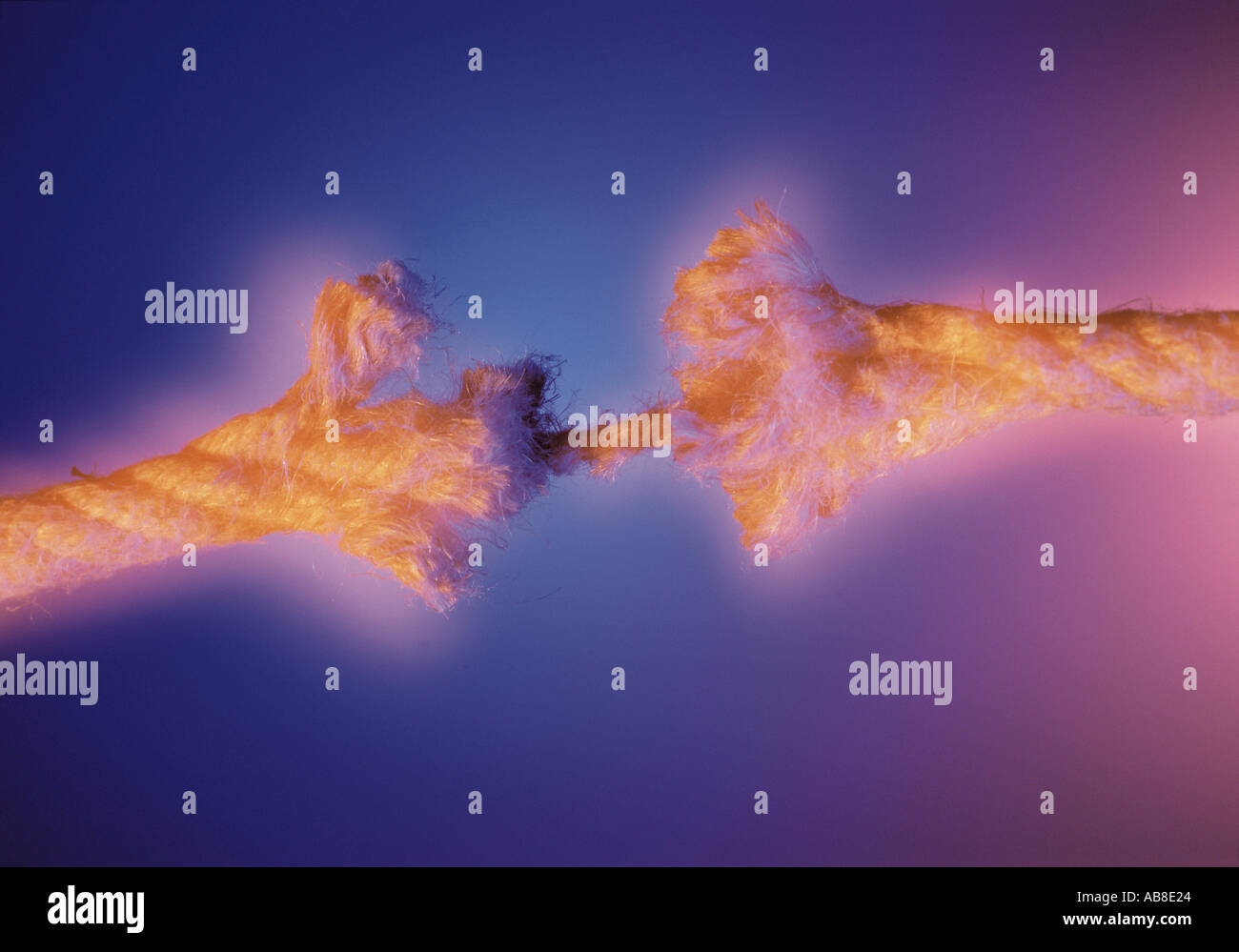 Rope breaking break point hi-res stock photography and images - Alamy