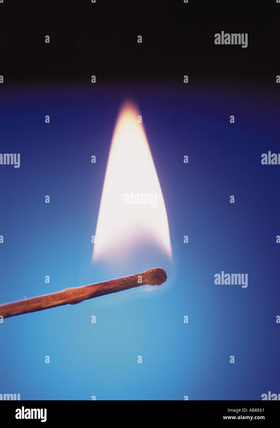 Lit match hi-res stock photography and images - Alamy