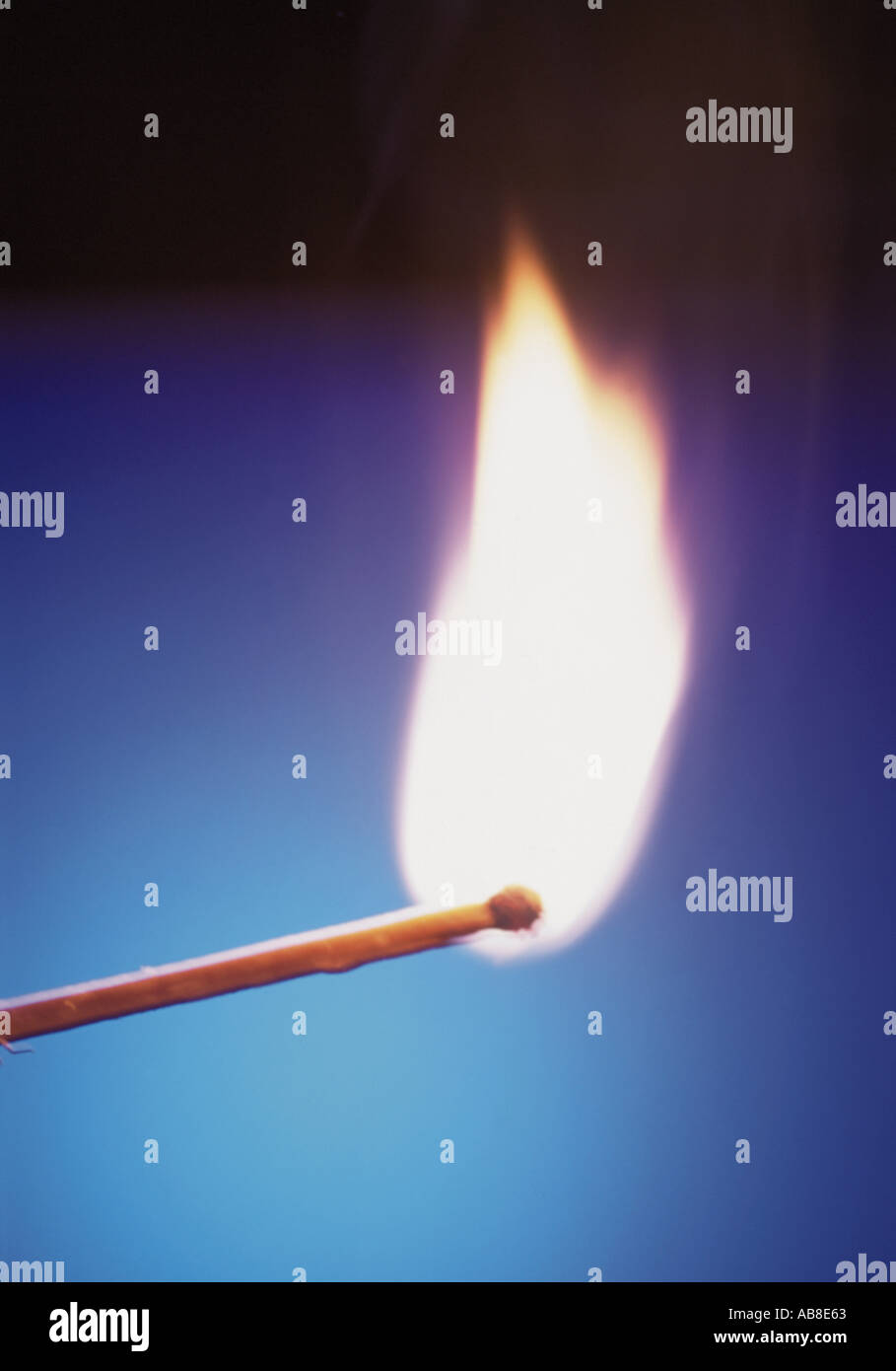 Lit match hi-res stock photography and images - Alamy