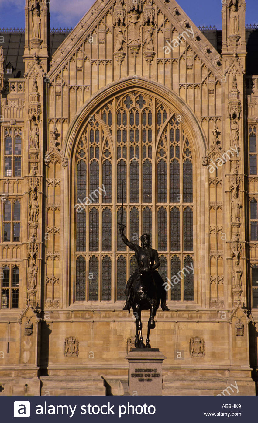 Statue Of Richard I High Resolution Stock Photography and Images - Alamy