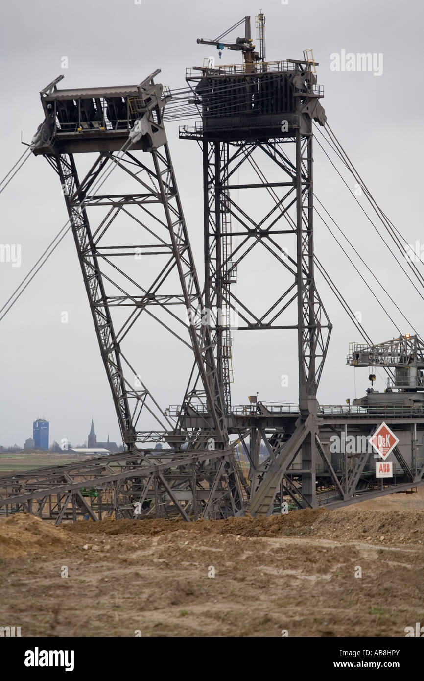 Excavator in coal mine near Otzenrath Germany Stock Photo - Alamy