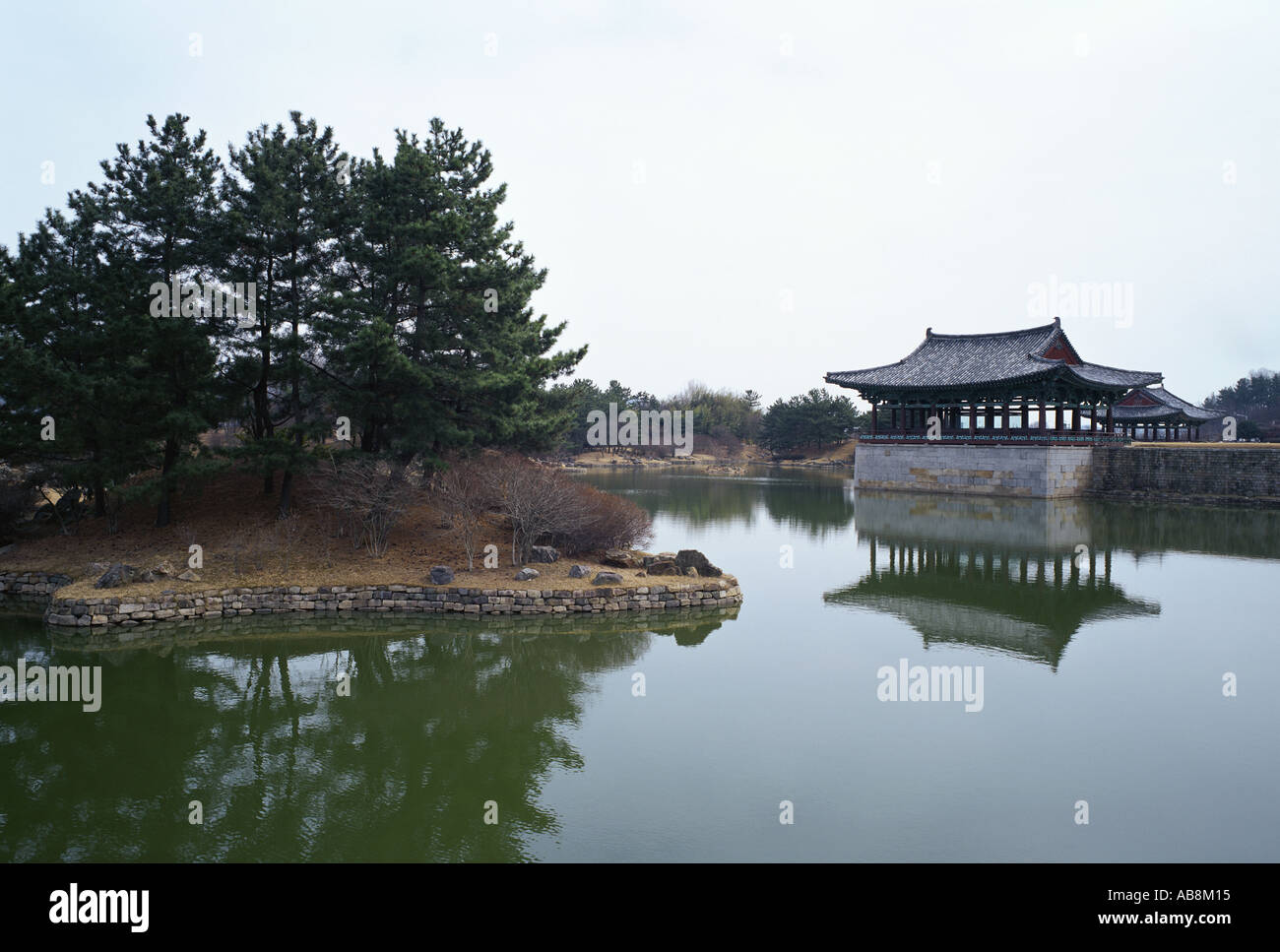 Anapji Pond, Seoul, Korea Stock Photo - Alamy