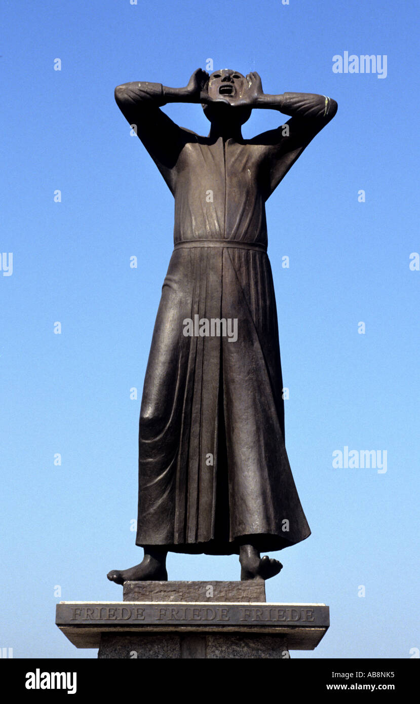 Germany Berlin woman shout cry scream yell Stock Photo - Alamy