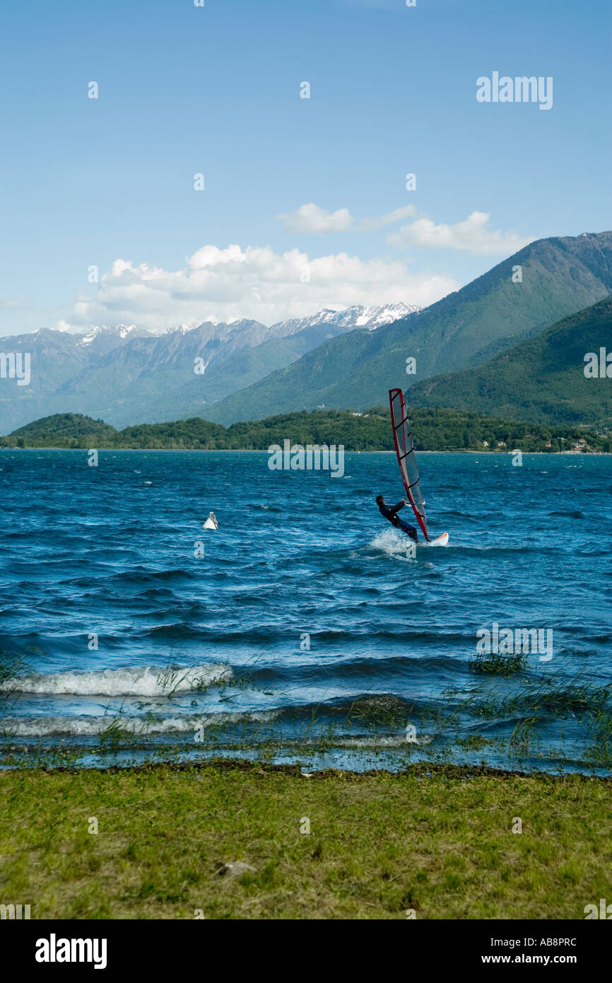 Vacationing at lake como hi-res stock photography and images - Alamy
