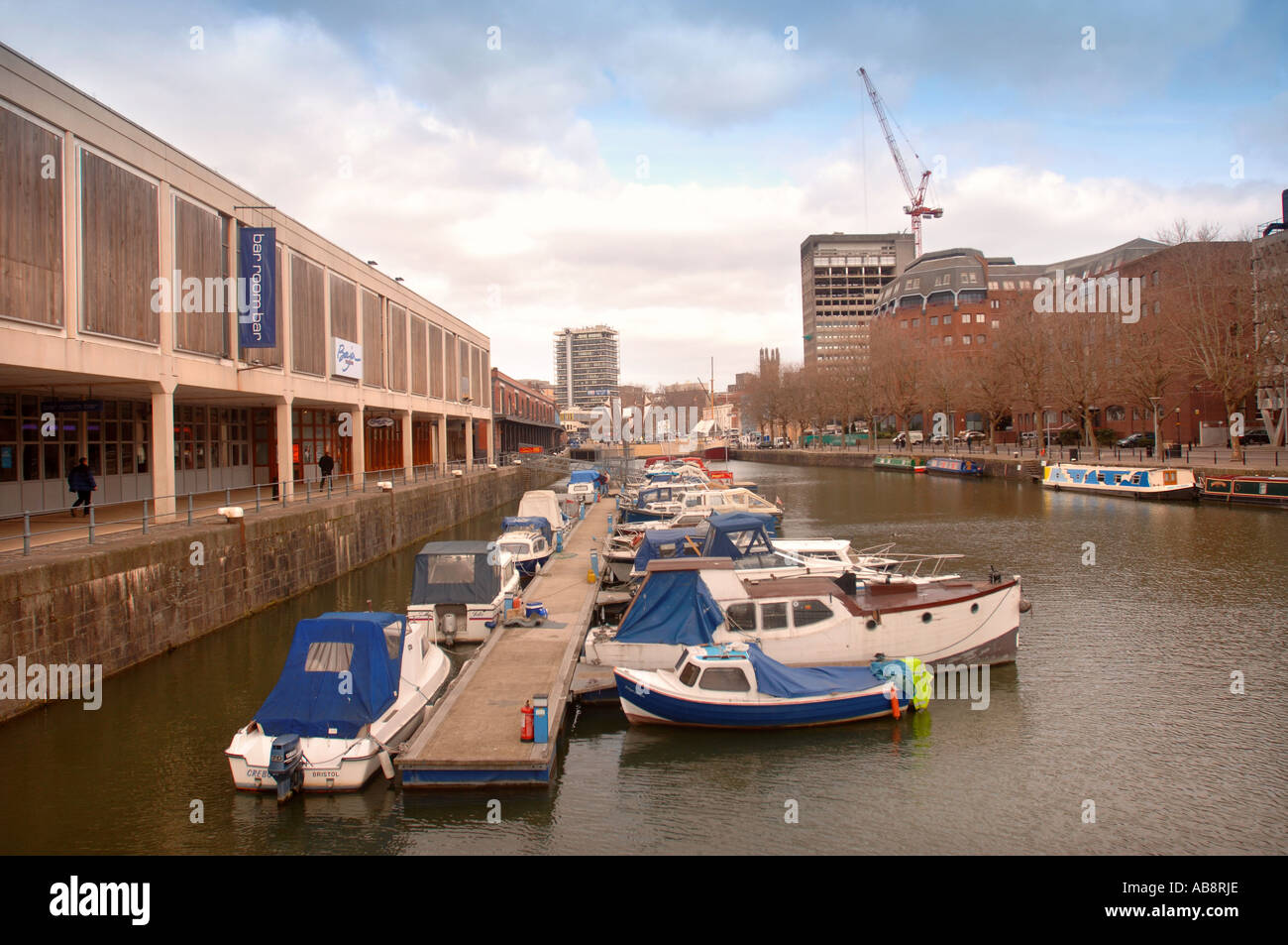 THE FLOATING HARBOUR IN ST AUGUSTINES REACH BRISTOL WATERFRONT UK Stock ...