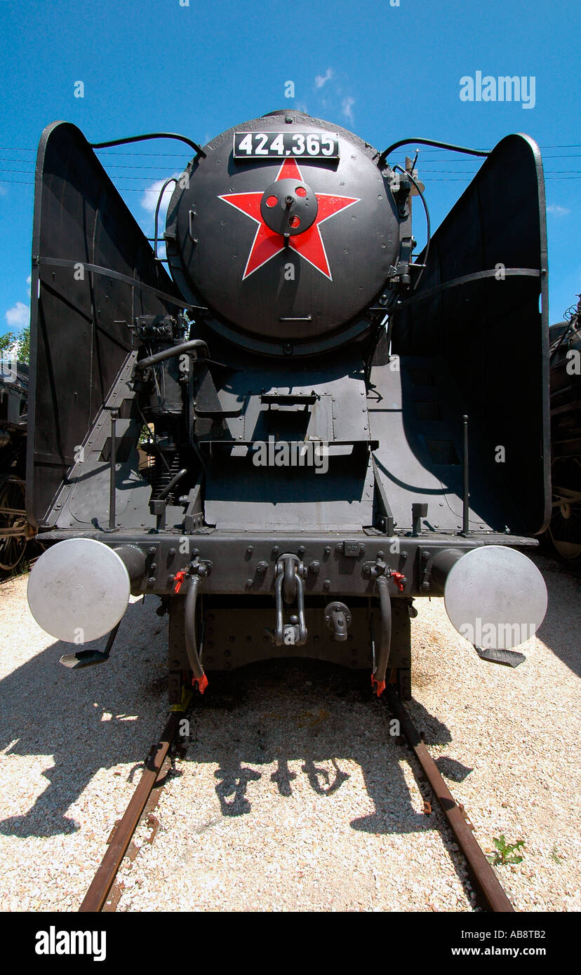 Steam locomotive engine soviet star hi-res stock photography and images ...