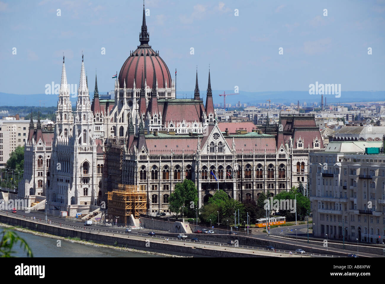 The Hungarian parliament building on the river Danube, Budapest Stock ...