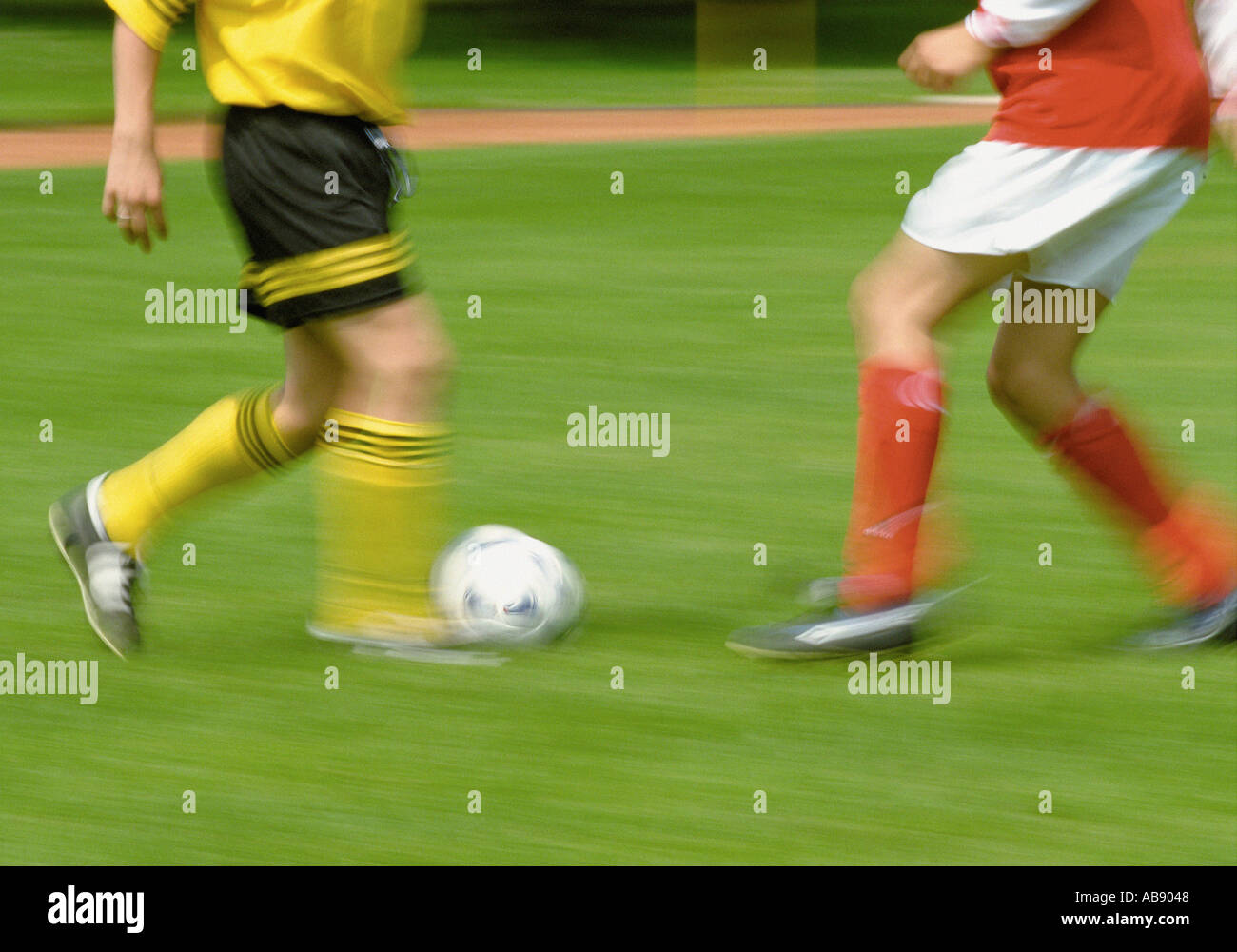 Football and action hi-res stock photography and images - Alamy