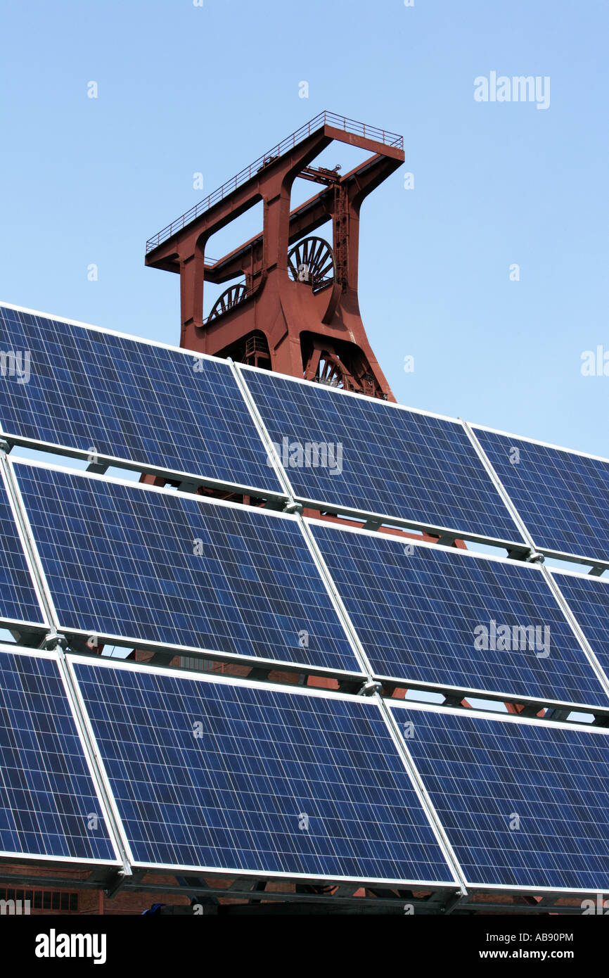 Solar energy, panels, winding tower of former coal mine pit Zollverein ...