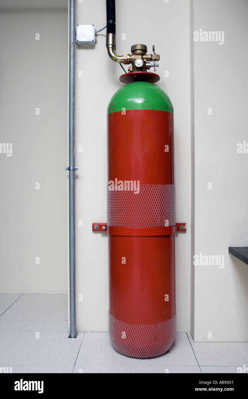 gas cylinder fixed on wall Stock Photo - Alamy