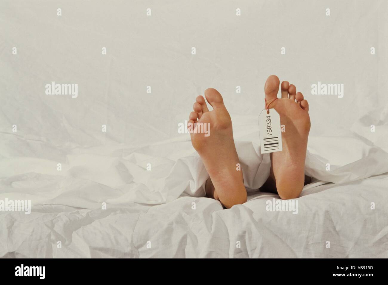Death corpse hi-res stock photography and images - Alamy