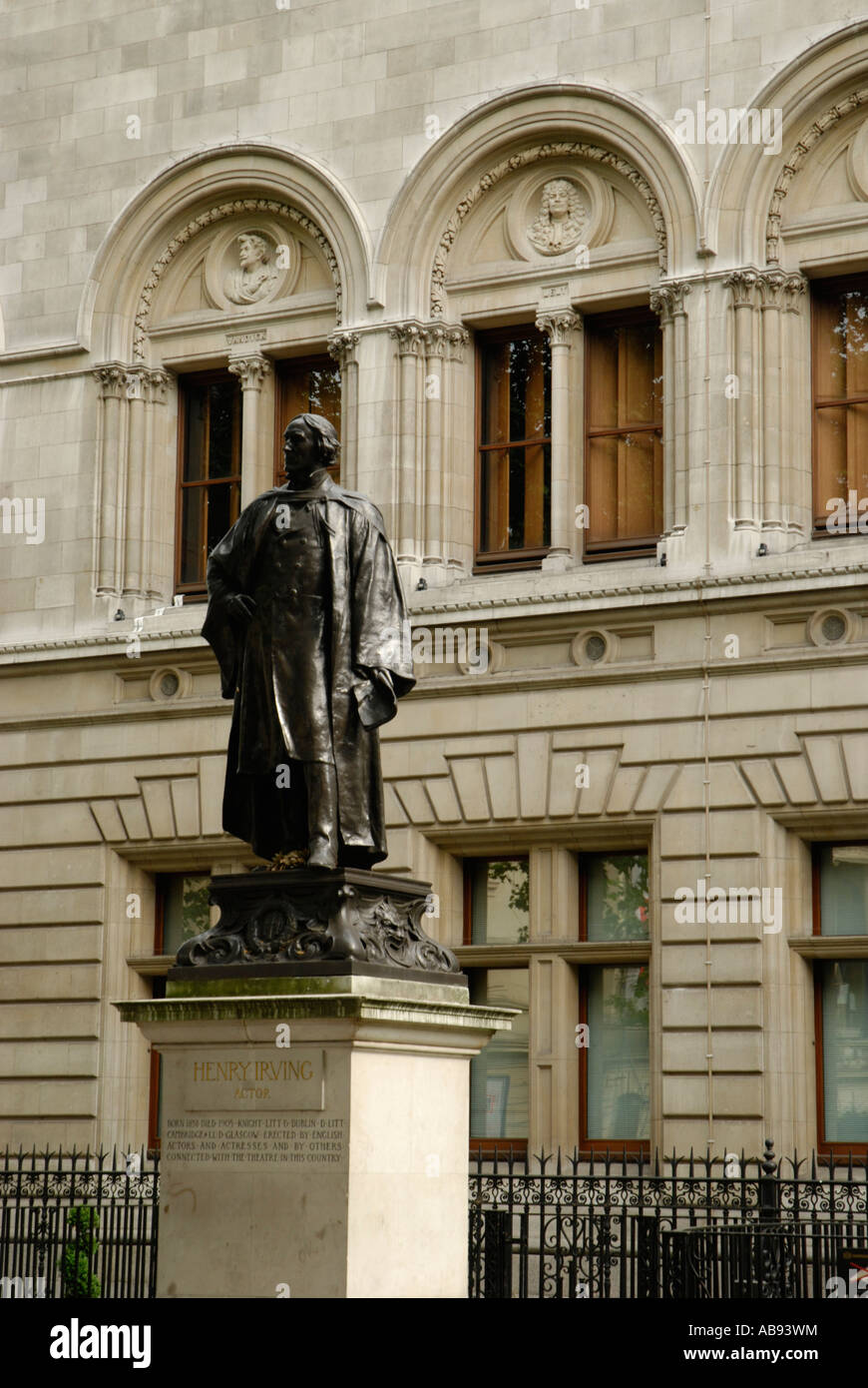 The National Portrait Gallery and statue of the Victorian actor Henry ...