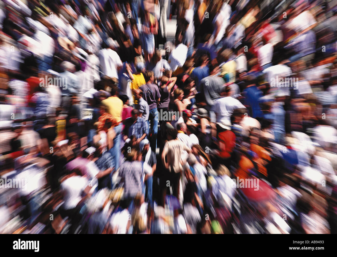 Crowded people hi-res stock photography and images - Alamy