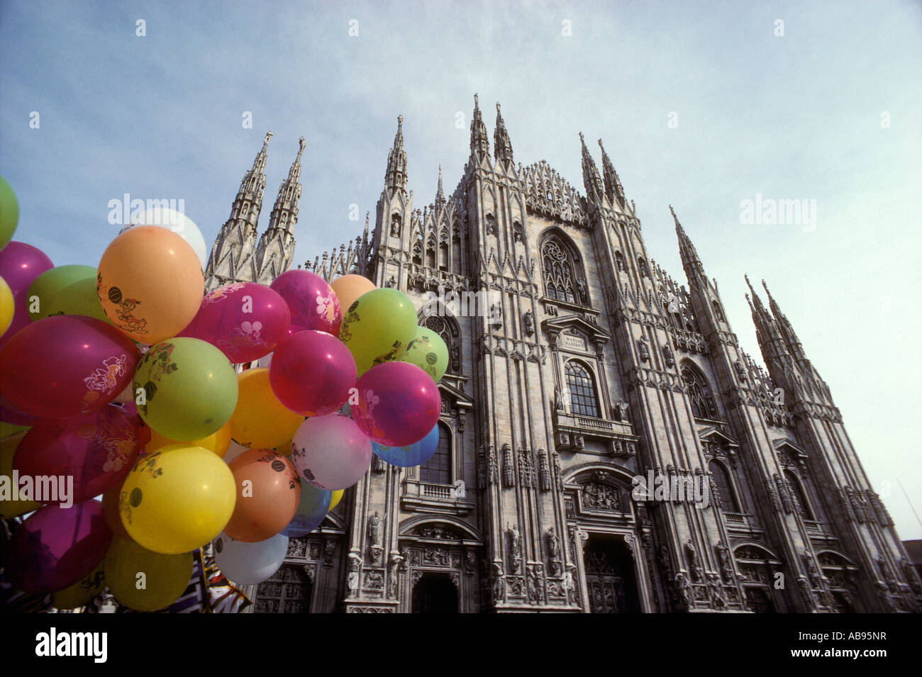 Milan Italy Italian cathedral spires ballons Gift Keepsake Souvenier ...