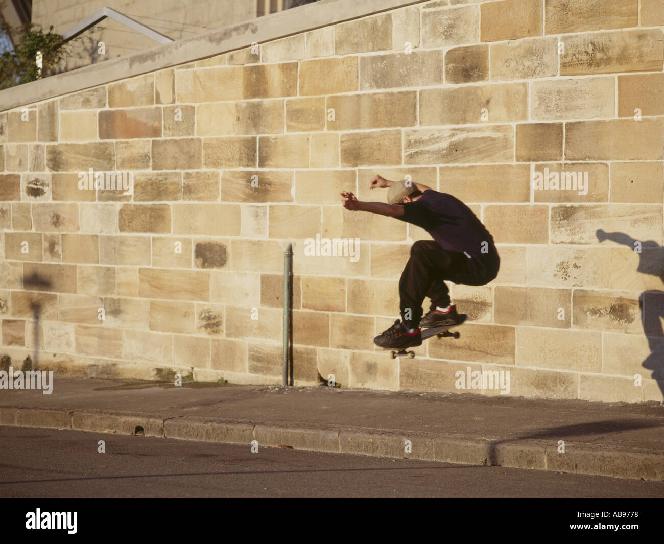 Curb jumping hi-res stock photography and images - Alamy