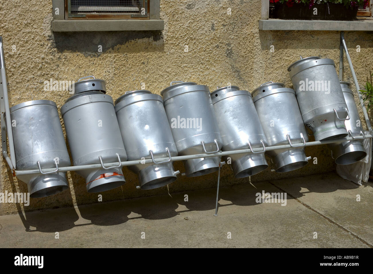 Churn dairy creamery rural farm hi-res stock photography and images - Alamy