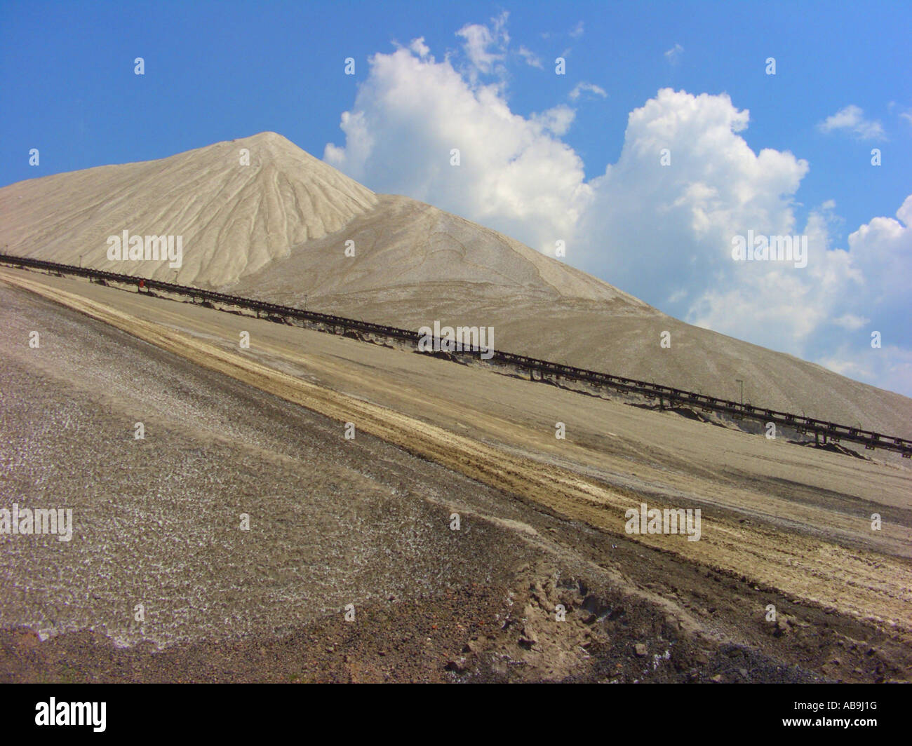 dump of potash-mining, Germany, Hesse, Werragebiet, Heringen Stock ...