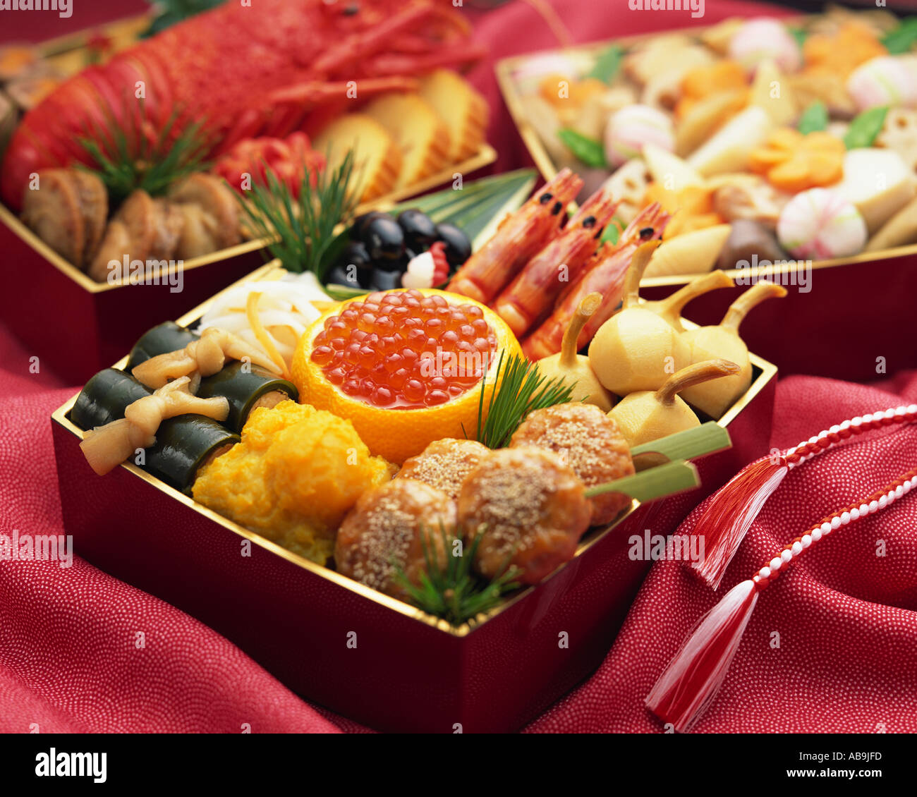 Osechi box hi-res stock photography and images - Alamy