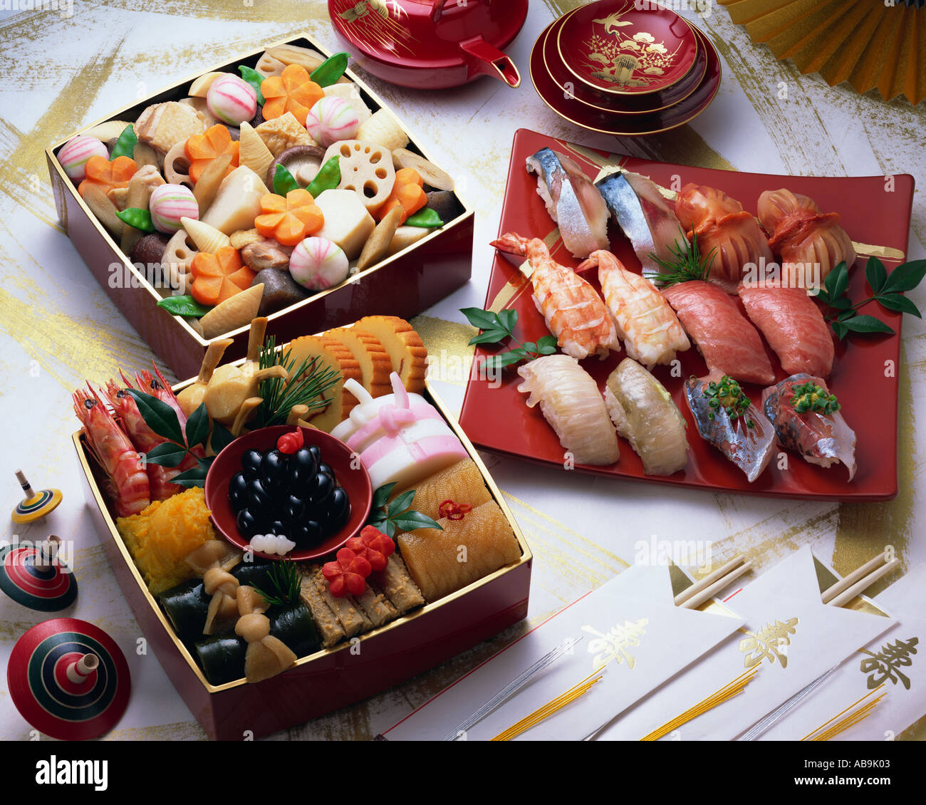 Lacquer food box hi-res stock photography and images - Alamy