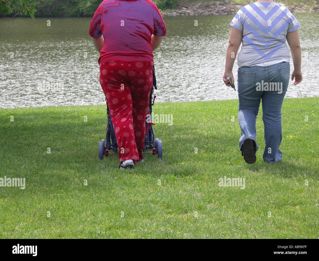 Fat women walking hi-res stock photography and images - Alamy