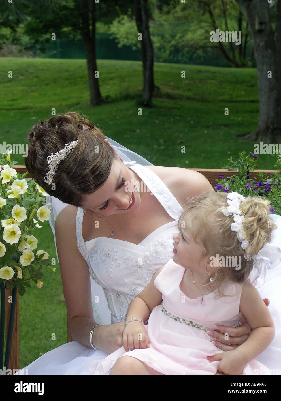 Sit brides lap hi-res stock photography and images - Alamy