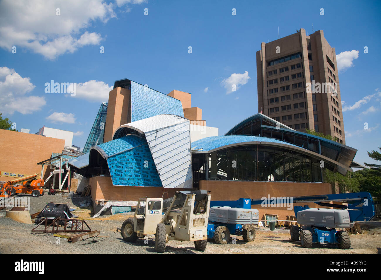 Peter B Lewis Science Library designed by Frank Gehry Princeton ...