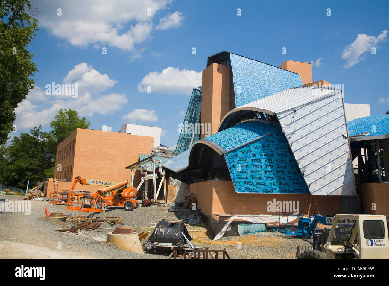 Peter B Lewis Science Library designed by Frank Gehry Princeton ...