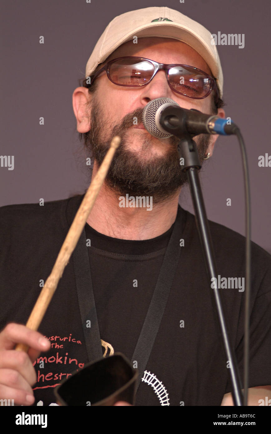 Singer baseball cap hi-res stock photography and images - Alamy