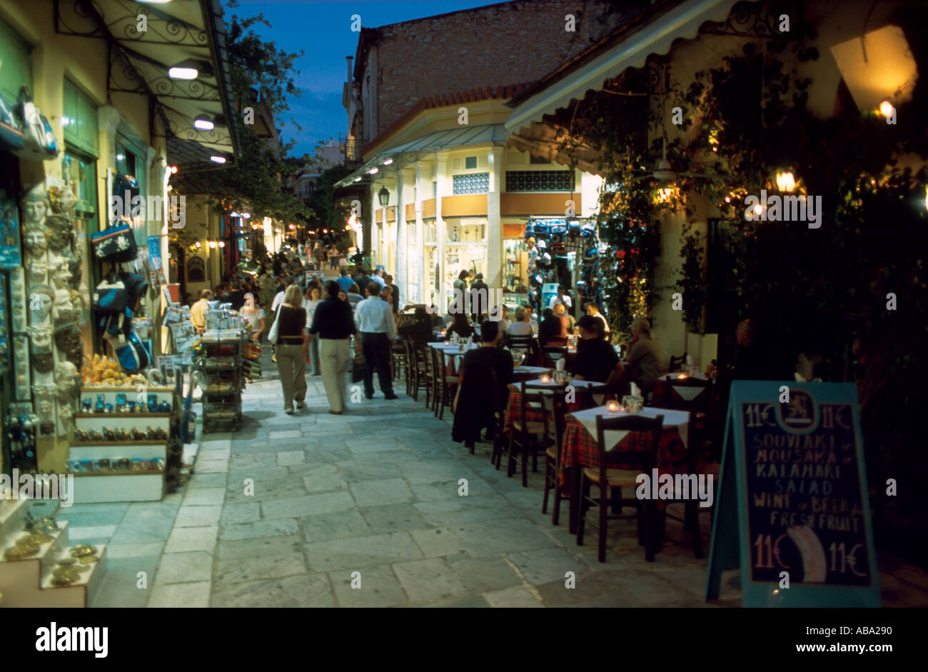 Europe Geece Athens Plaka Night Szene Stock Photo - Alamy