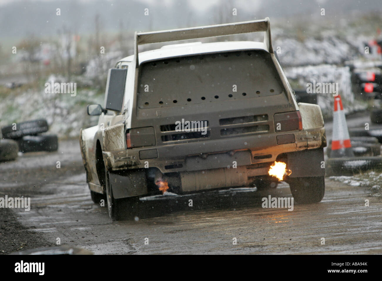 Mini metro white hi-res stock photography and images - Alamy