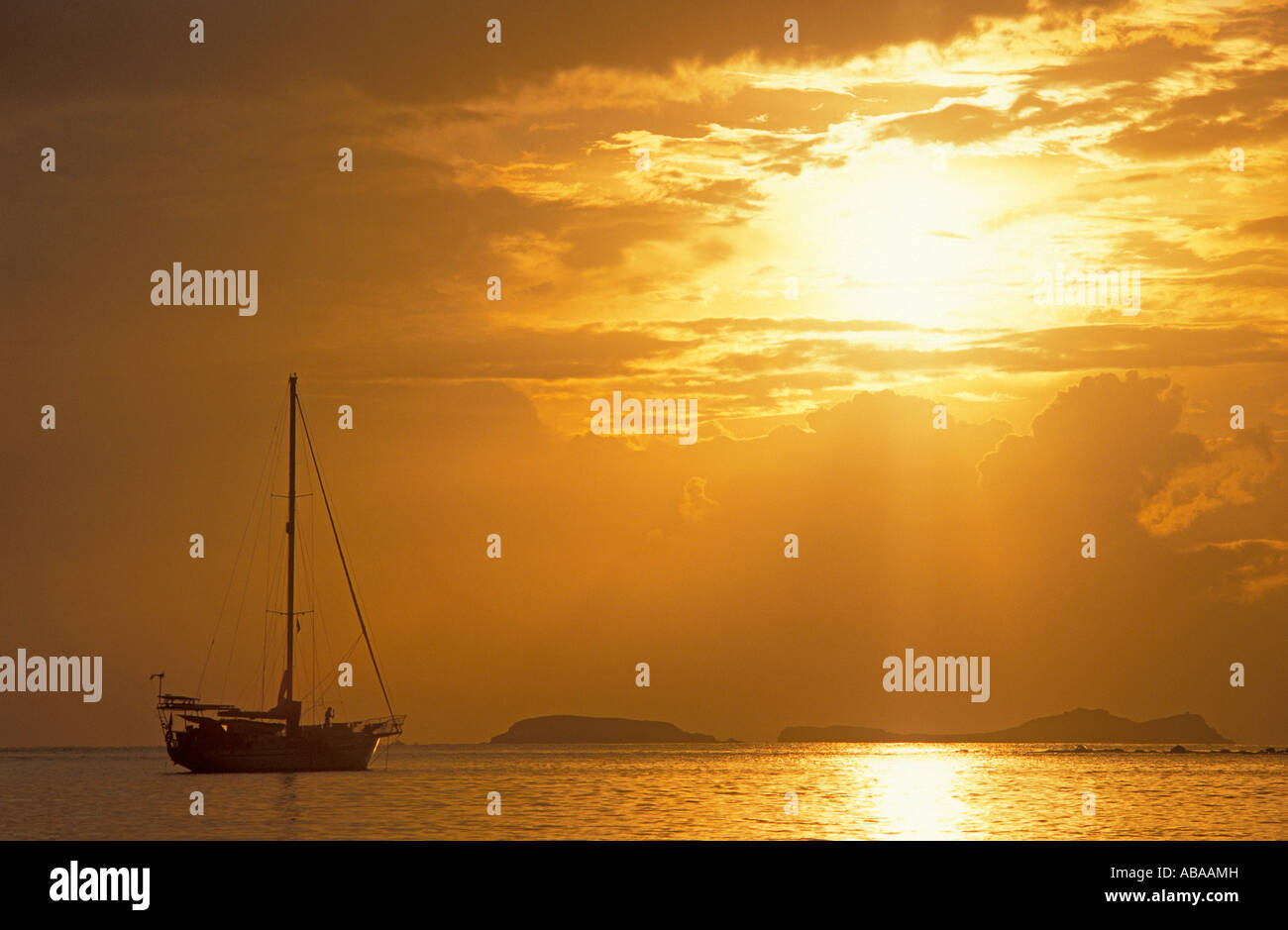 Sailingboating hi-res stock photography and images - Alamy