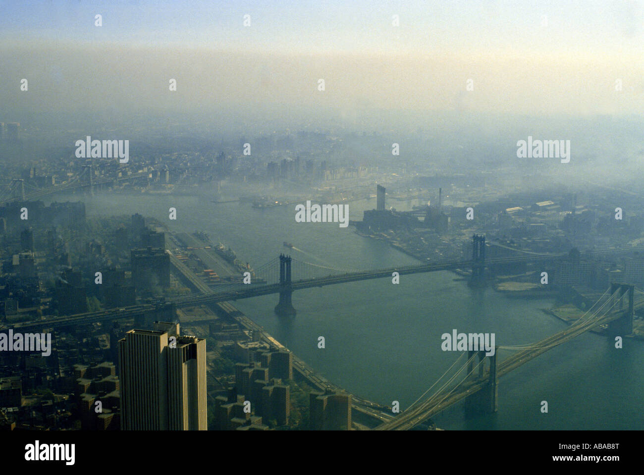 New york east river pollution hi-res stock photography and images - Alamy