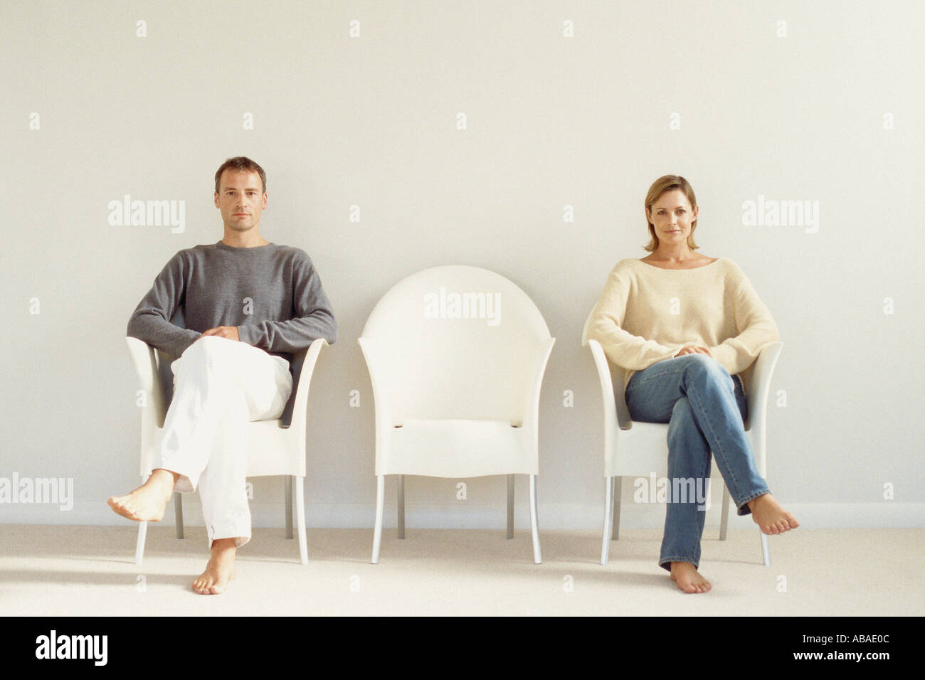 Couple separating hi-res stock photography and images - Alamy