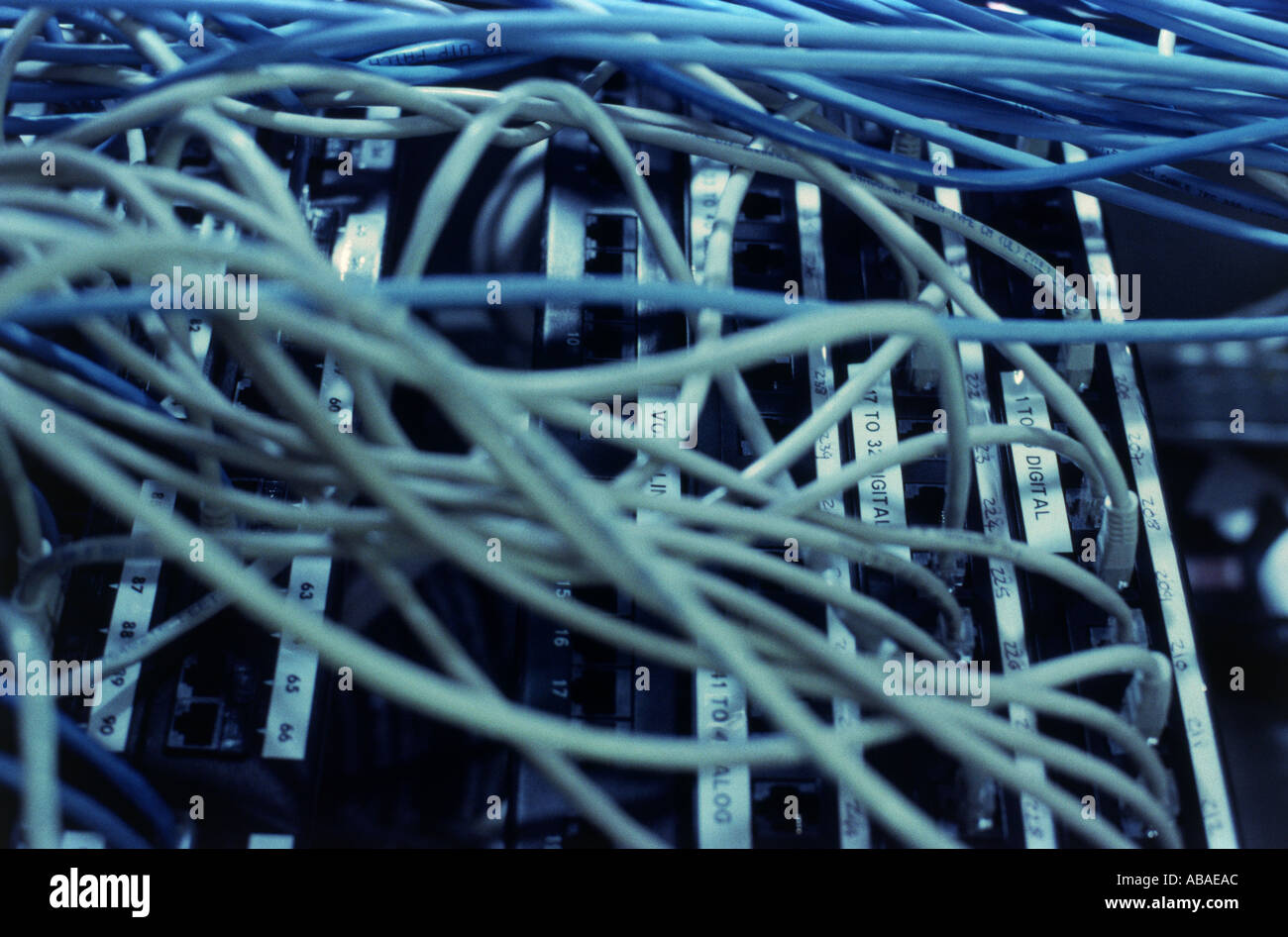 Cable quantity hi-res stock photography and images - Alamy