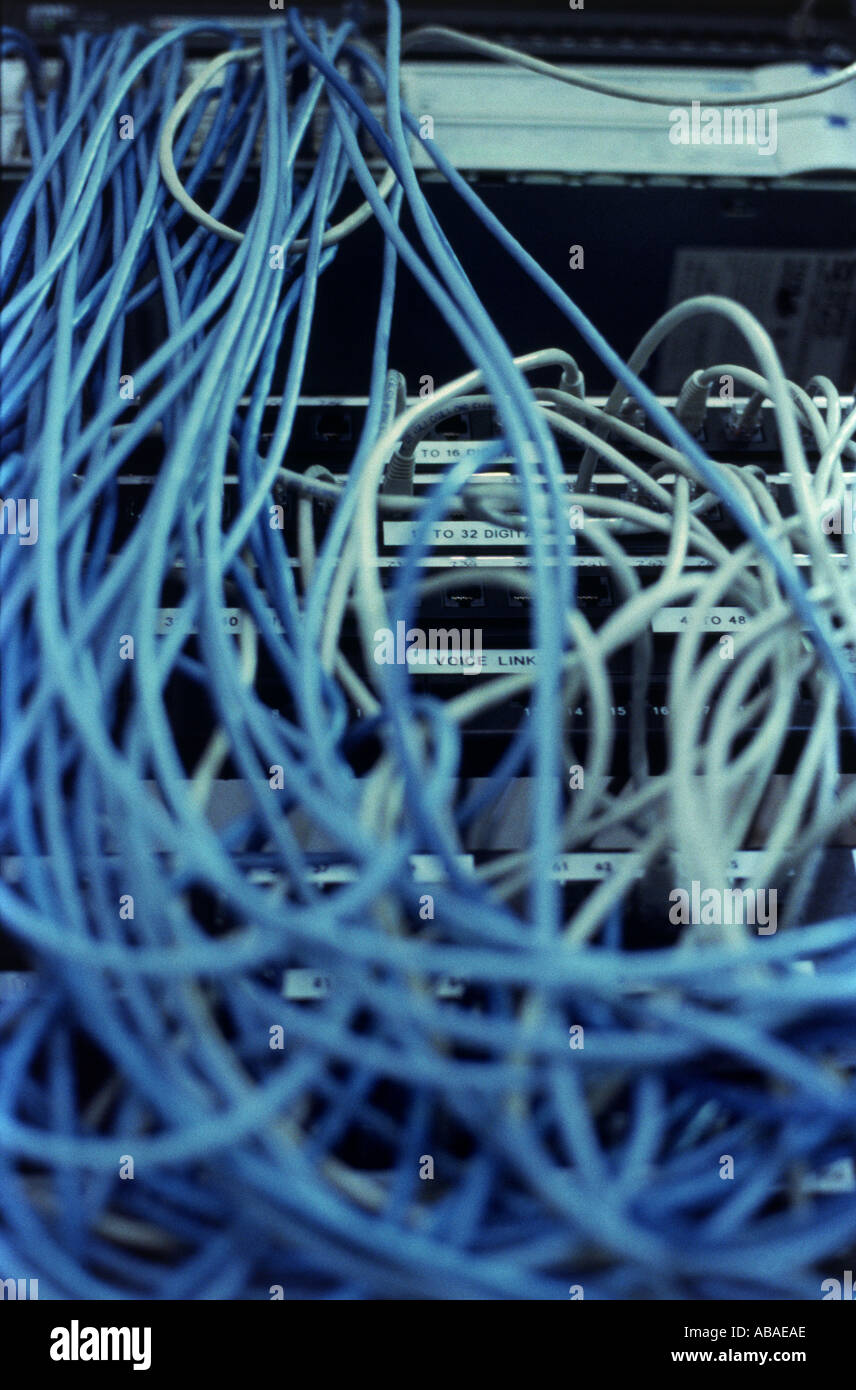 Cable quantity hi-res stock photography and images - Alamy