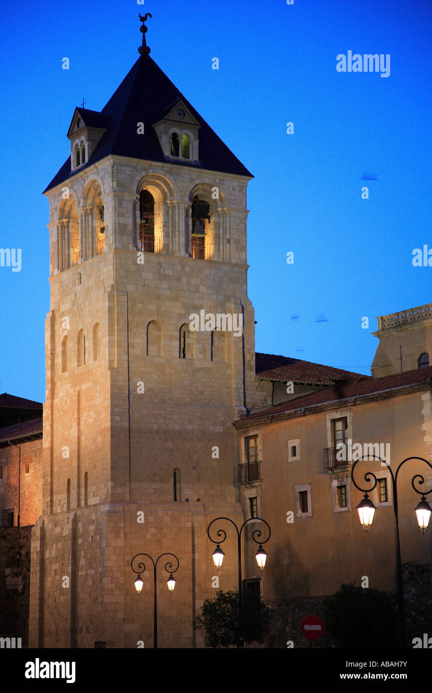 Basilica san isidoro de leon hi-res stock photography and images - Alamy