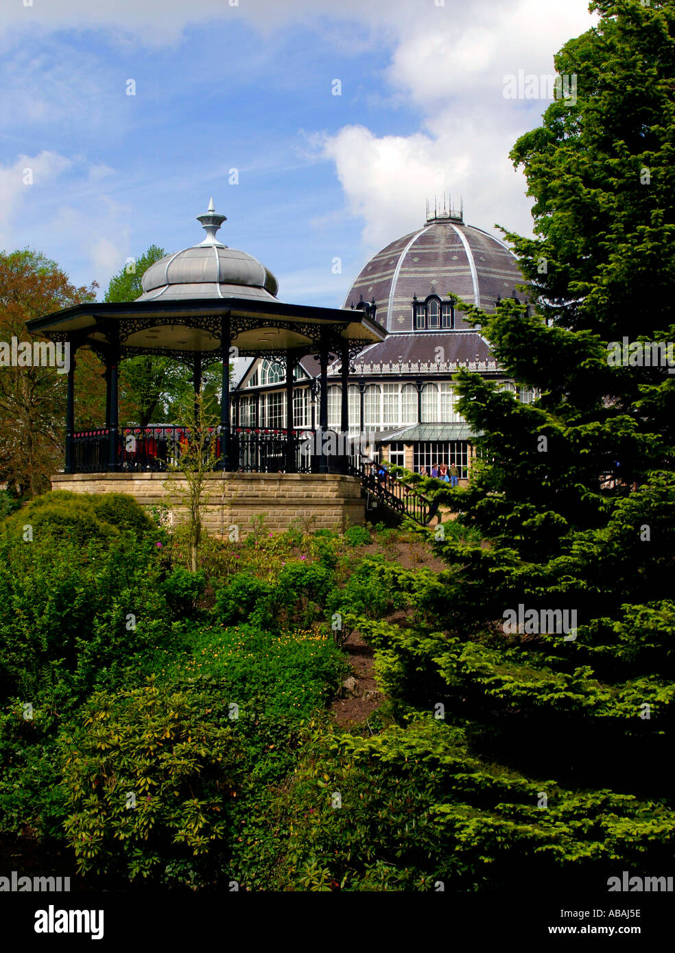 Octagon pavilion hi-res stock photography and images - Alamy