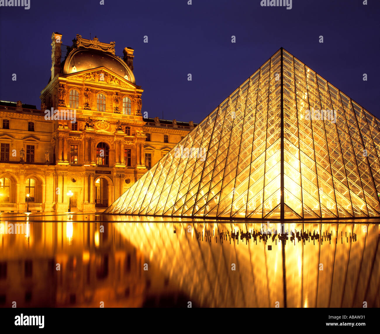 Pyramid lit up night hi-res stock photography and images - Alamy