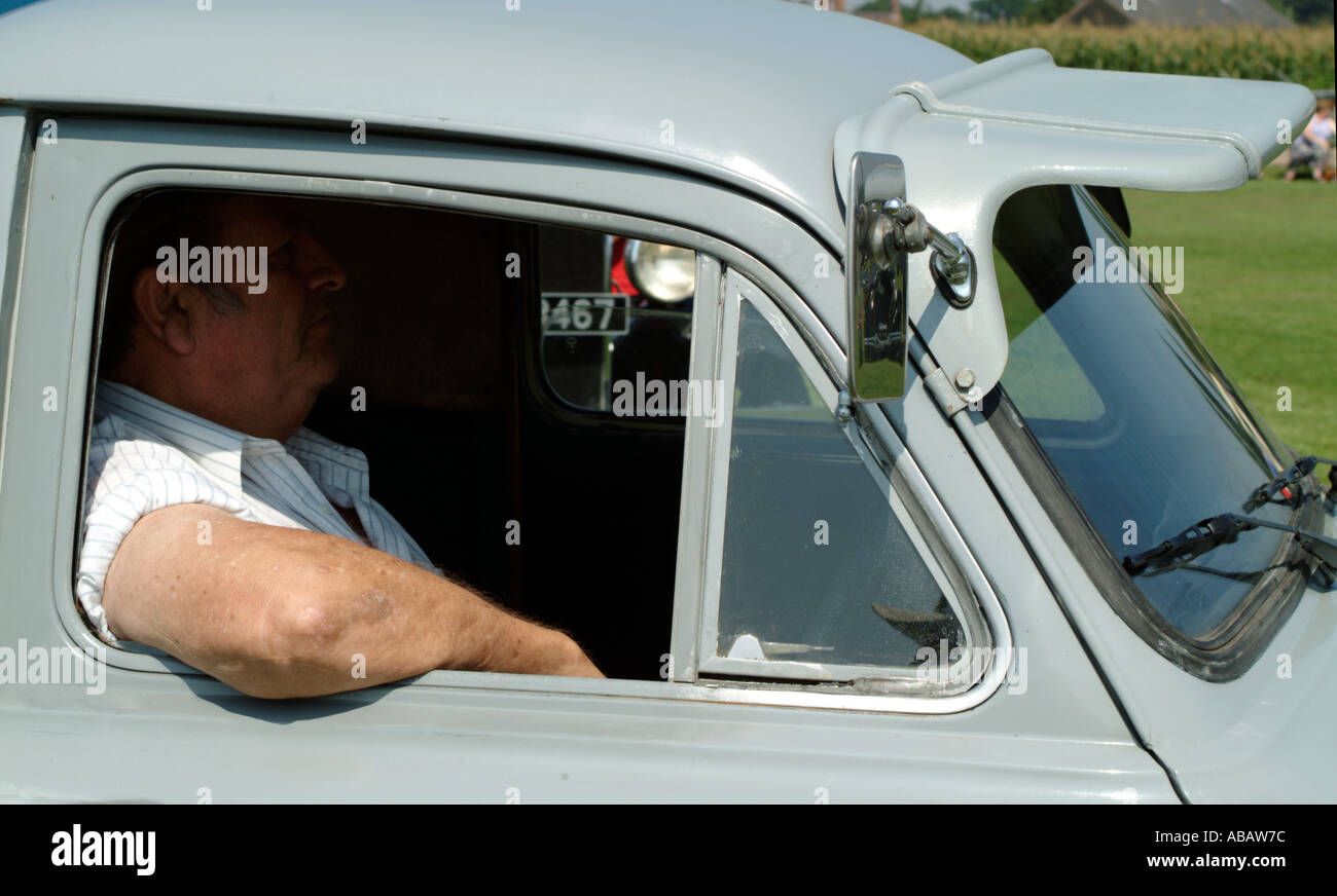 Vintage man truck hi-res stock photography and images - Alamy