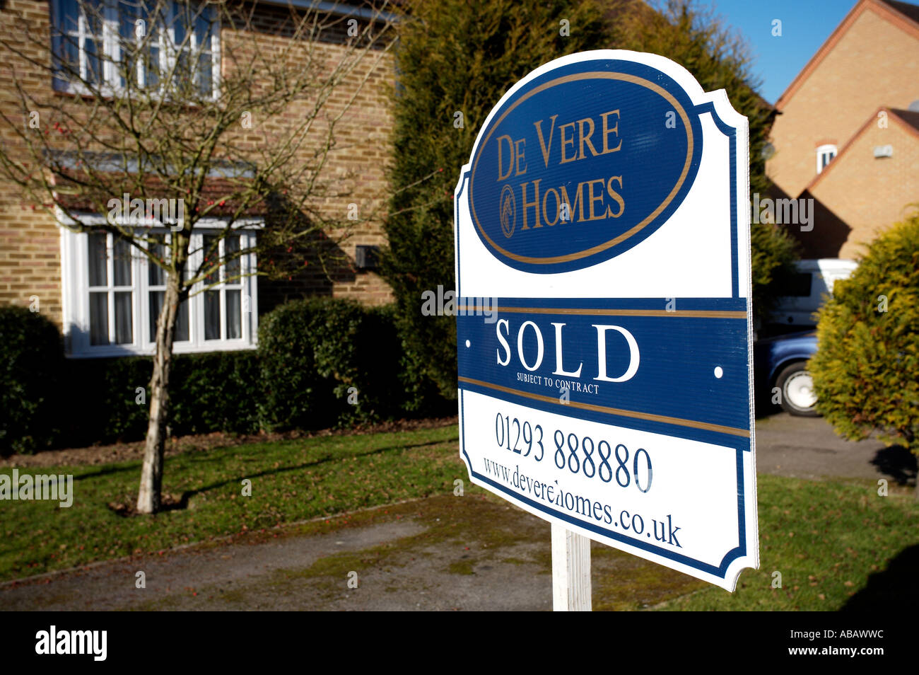 House, Sold Sign Stock Photo - Alamy