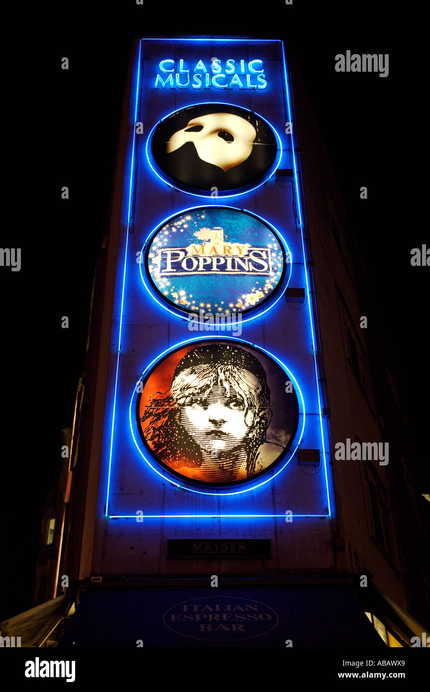 Musicals hi-res stock photography and images - Alamy