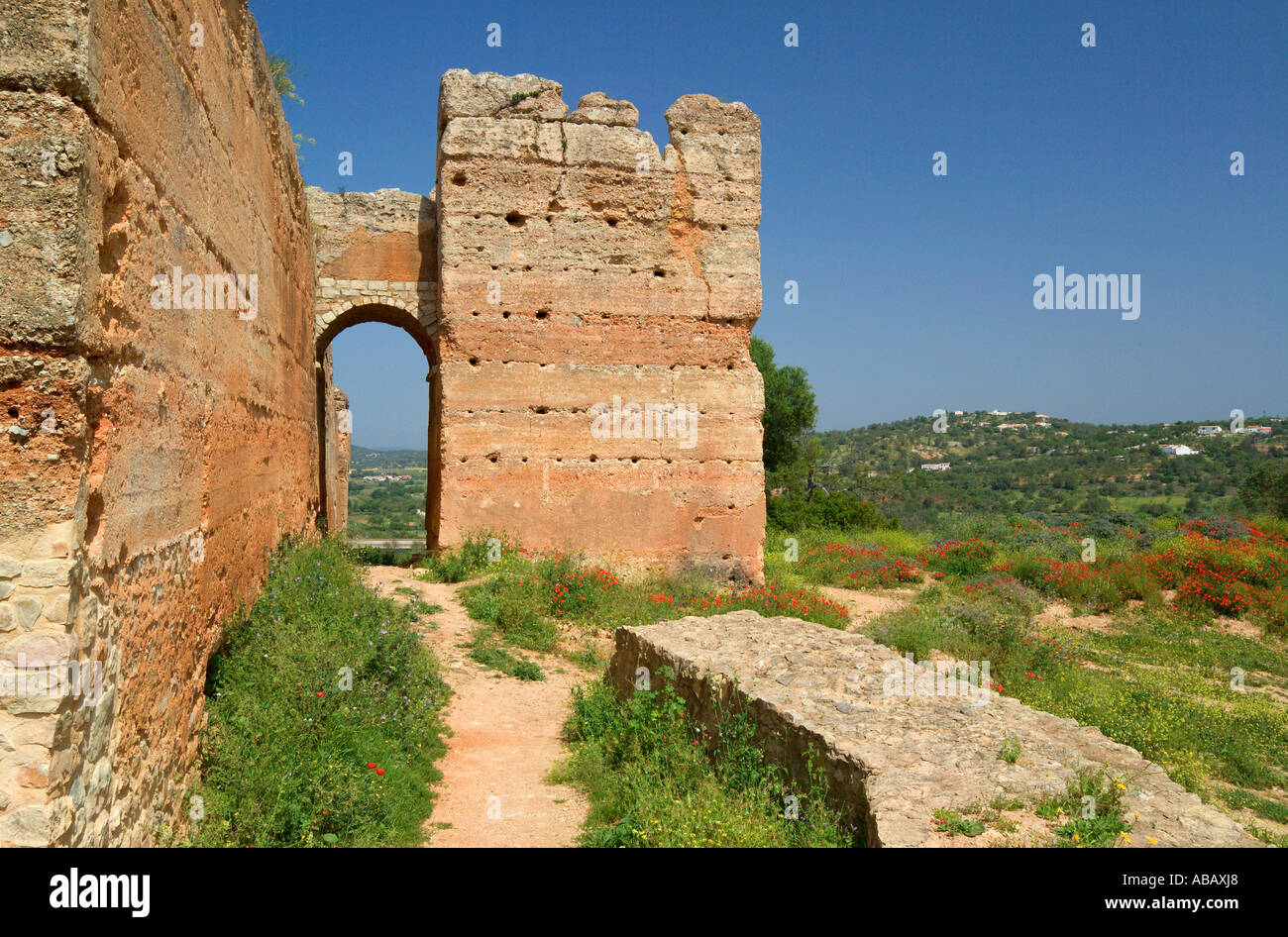 Paderne Castle of the Knights Templar Stock Photo - Alamy