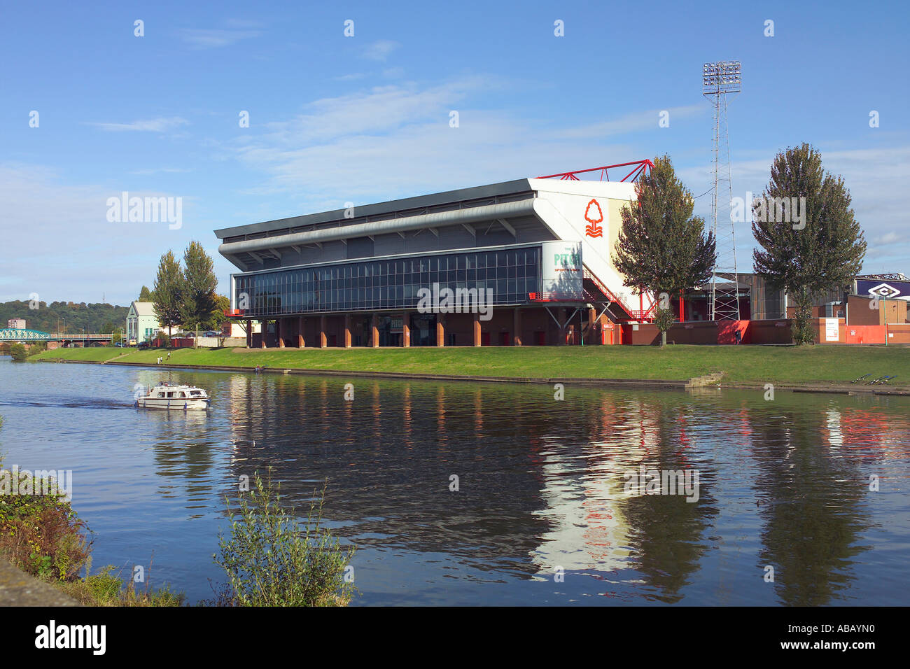 Nottingham forest football stadium hi-res stock photography and images ...