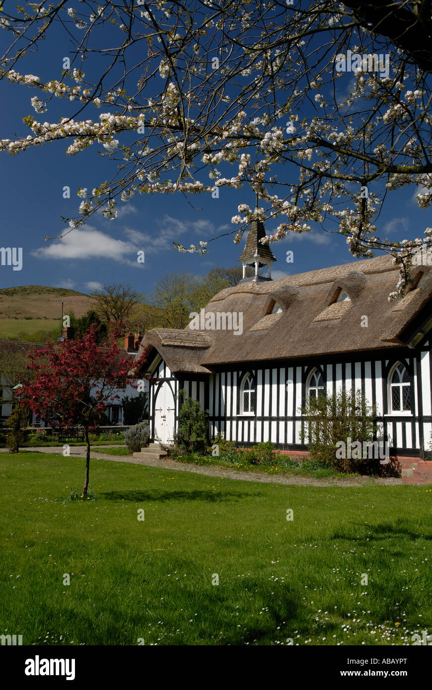 Little stretton village church hi-res stock photography and images - Alamy