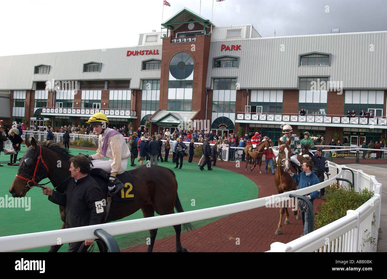 Horse racing at Dunstall Park Wolverhampton West Midlands, UK Stock ...